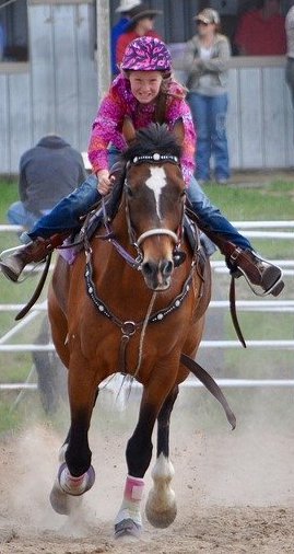 Teaching Barrel Racing Camp In Bandera Texas With Savannah Bordelon